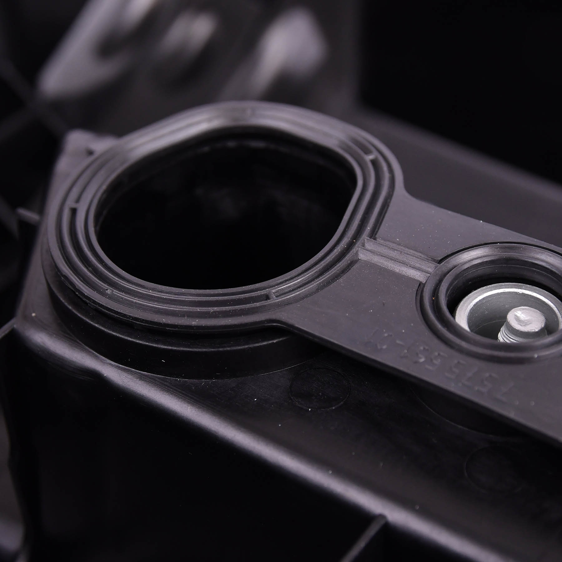 Cylinder Head Cover - RV0009 ET ENGINETEAM - 7552281, 11127552281, 477. ...