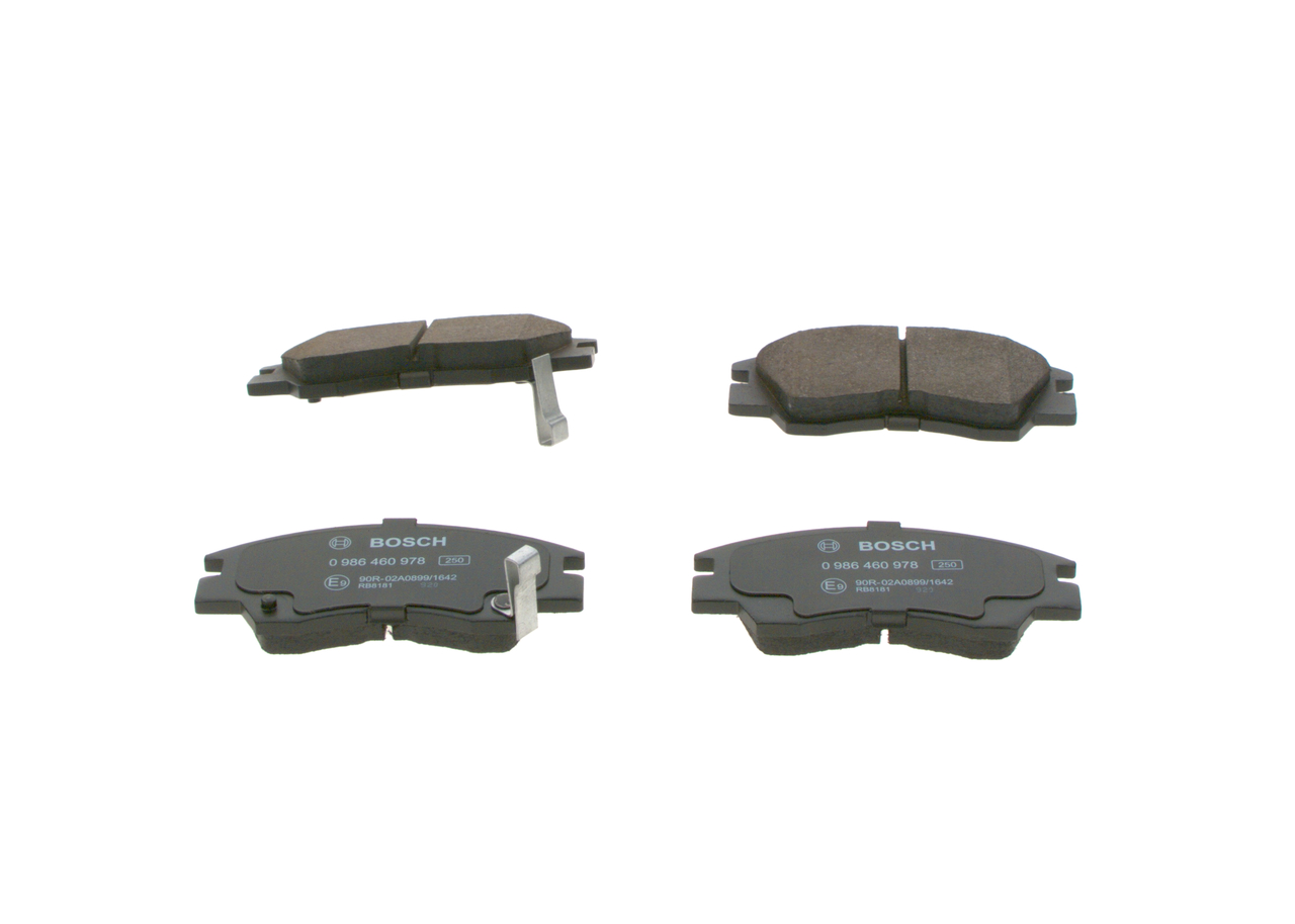 Brake Pad Set, disc brake - 0986460978 BOSCH - AY040MT005, MB500812 ...